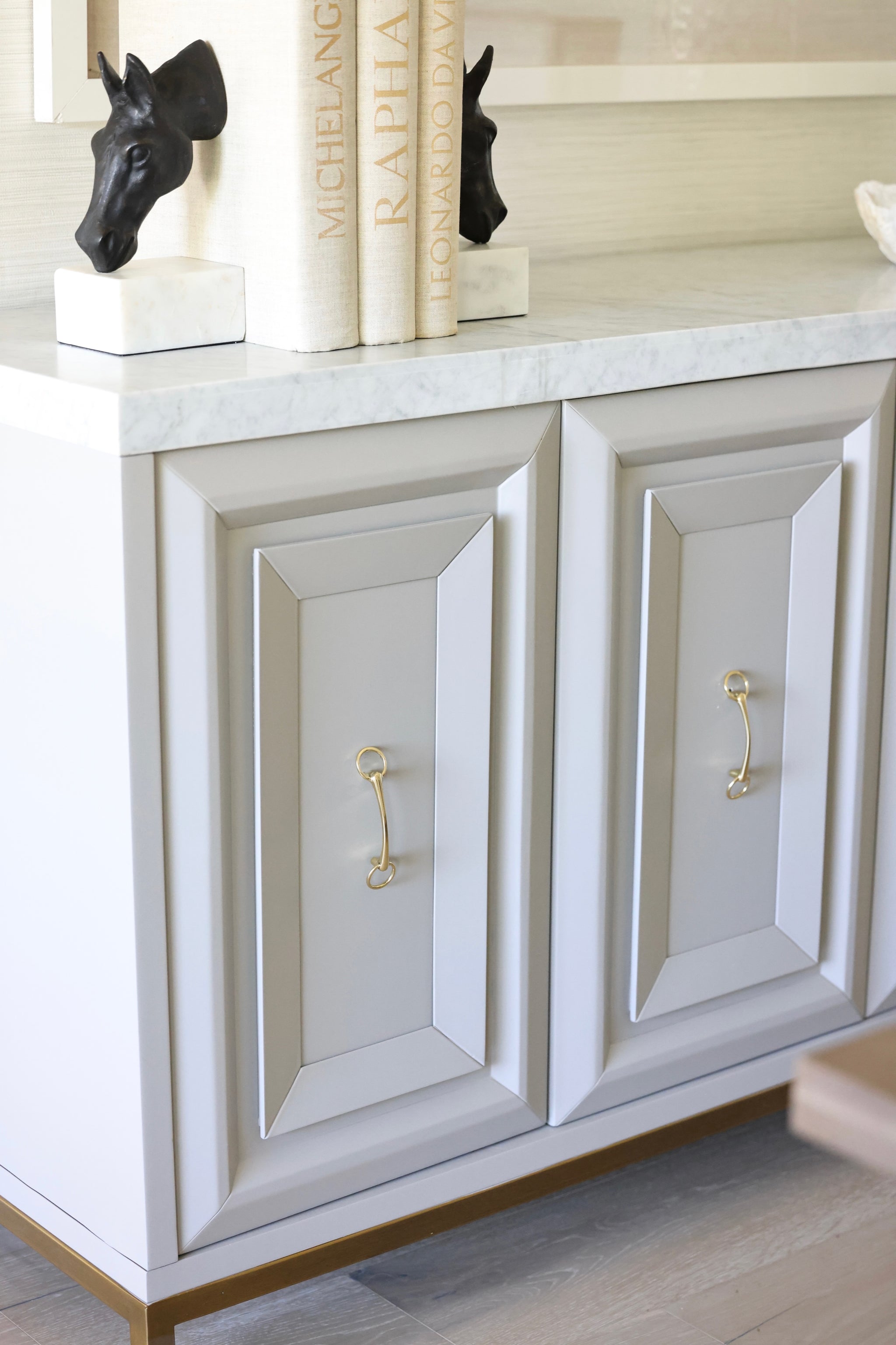 Ella Snaffle Bit Pull Hardware - Gold